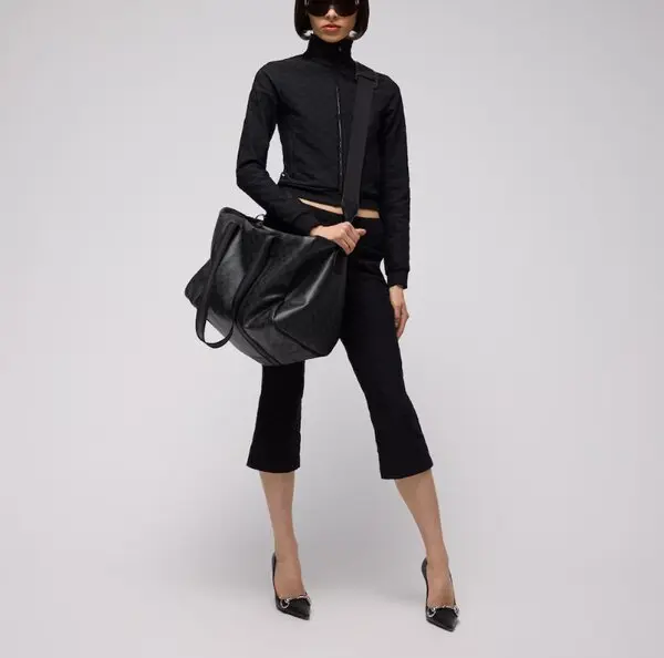 Gucci Medium Duffle Bag With Web - Black
