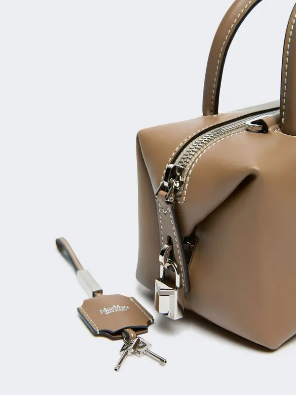 Max Mara Zippered Shoulder Bag
