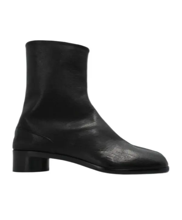 MAISON MARGIELA Tabi Ankle Boots - Black