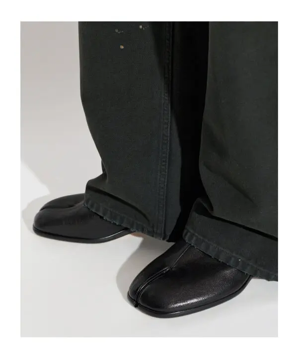 MAISON MARGIELA Tabi Leather Ankle Boots - Black
