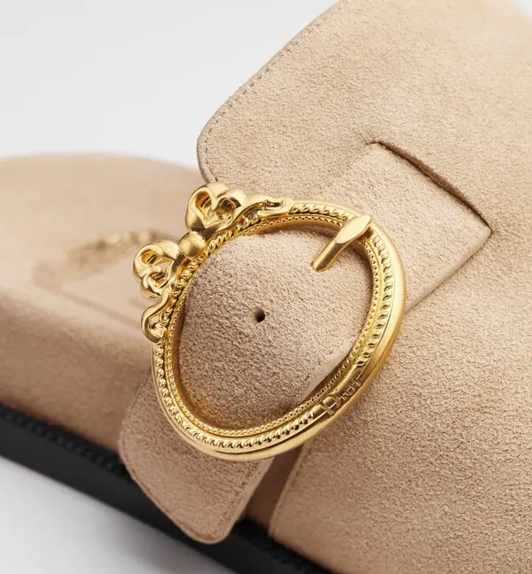 Dior Médaillon Buckle Mule