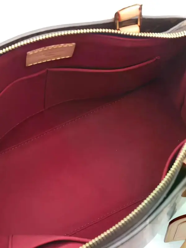 LOUIS VUITTON Monogram Canvas Pm Petit Pare Handbag