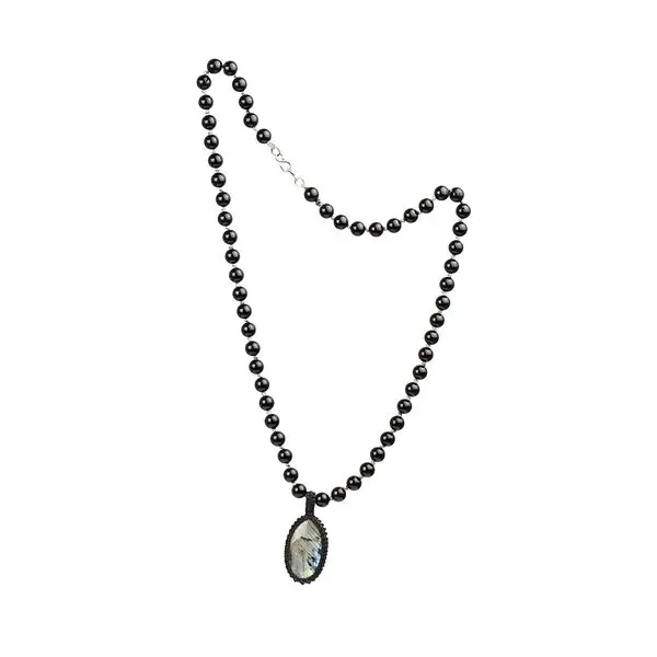 AMONTA Black Onyx And Labradorite Pendant Necklace - Black/silver