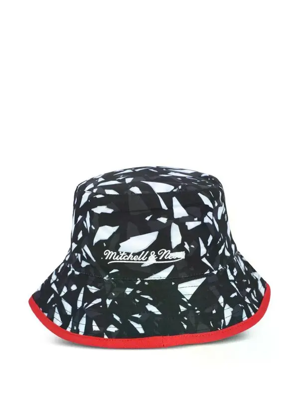Mitchell & Ness Chicago Bulls Reversible Bucket Hat