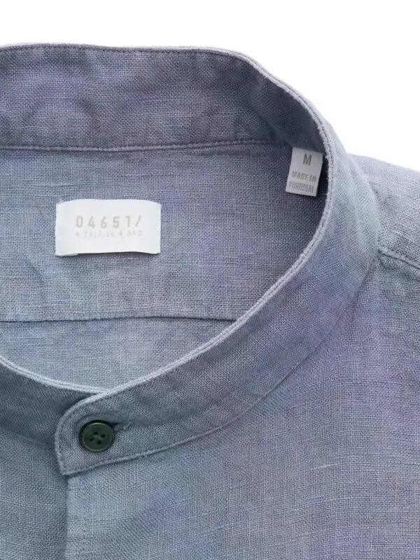 04651 / A TRIP IN A BAG Mandarin-collar Long-sleeve Shirt