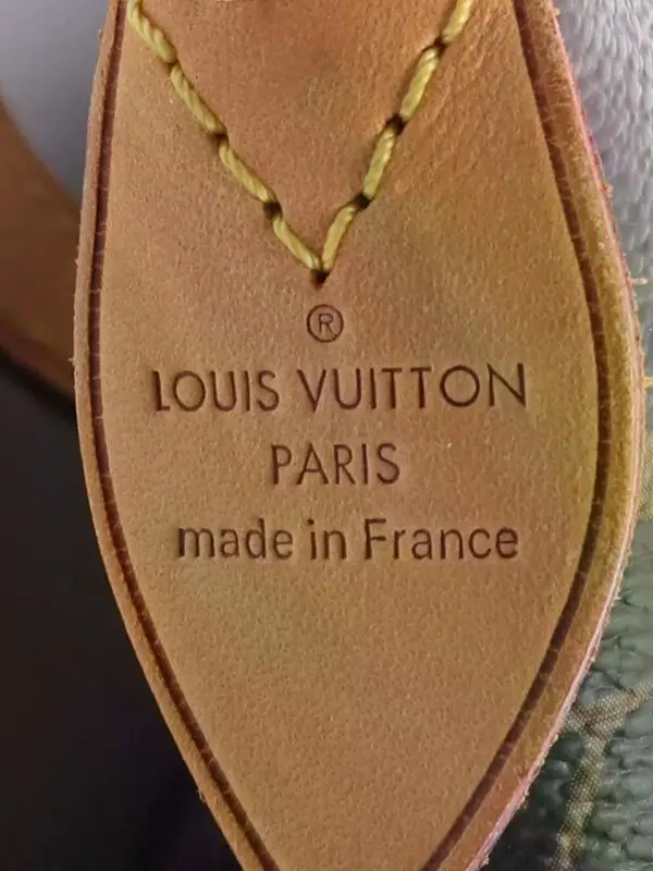 LOUIS VUITTON Monogram Totally Mm Tote Bag - Brown