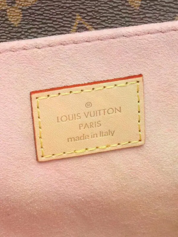 LOUIS VUITTON Monogram Pochette Metis Satchel - Brown