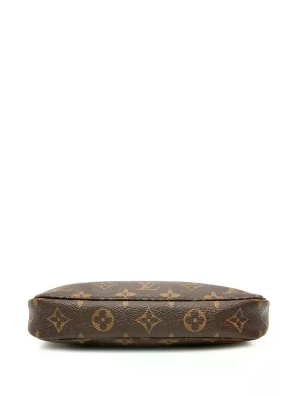LOUIS VUITTON Monogram Pochette Accessoires Shoulder Bag - Brown