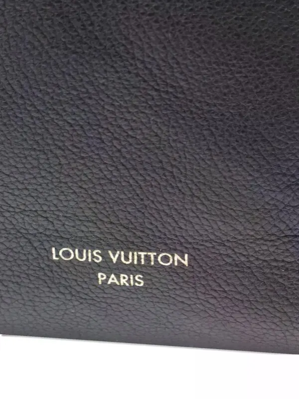 LOUIS VUITTON Grained Leather Shoulder Bag