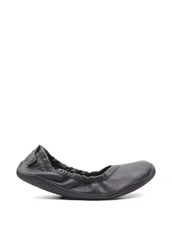 VIVOBAREFOOT Grained Leather Ballet Flats