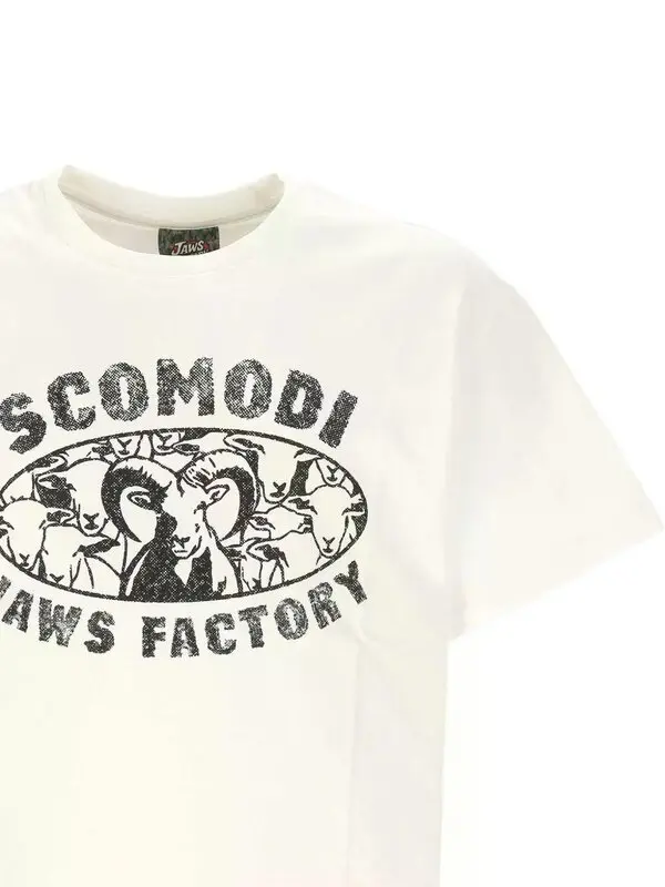 JAWS Graphic Print T-shirt