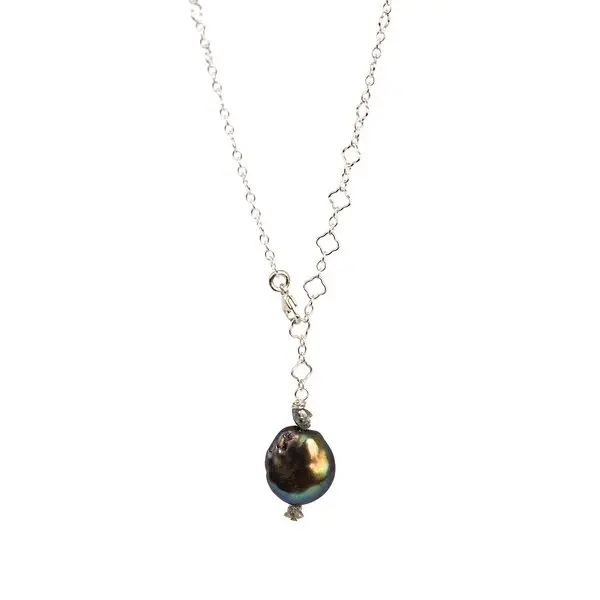 AMONTA Grey Diamond & Peacock Pearl Necklace - Silver