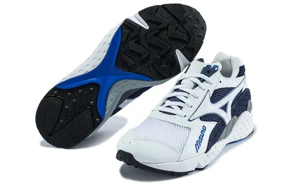 Mizuno Mondo Control Sneakers