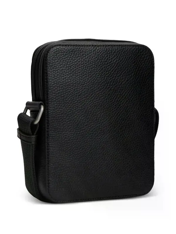 Tommy Hilfiger Grained Leather Shoulder Bag