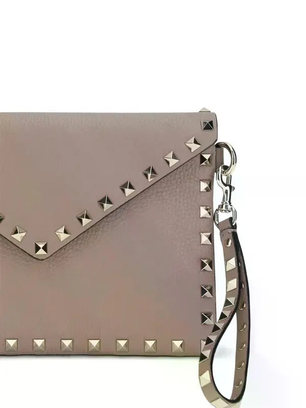 Valentino Garavani Rockstud Clutch Bag - Neutrals