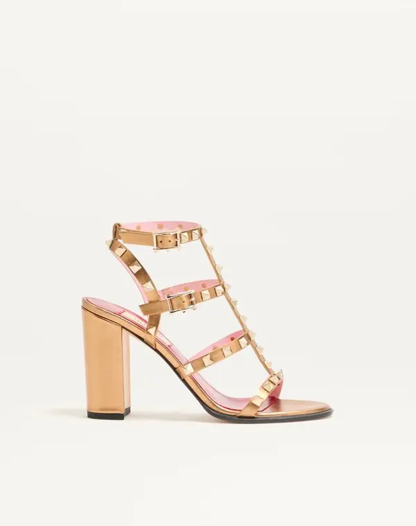 Valentino Garavani Rockstud Laminated Calfskin Sandals - Gold