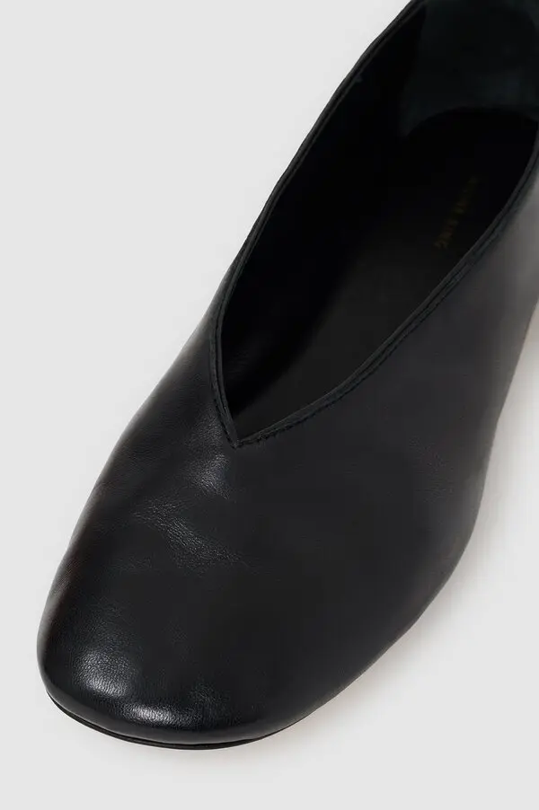 ANINE BING Smooth Leather Slip-on Flats