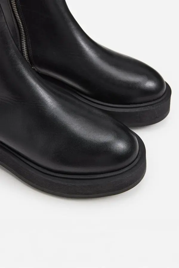 FLATTERED Assia Leather Boot