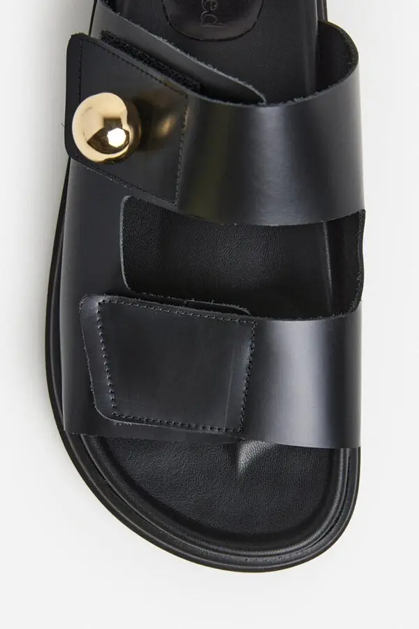 FLATTERED Red Leather Platform Slide
