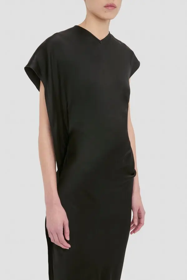 Victoria Beckham Midi Dress With Thumb Holes And Asymmetric Hem - Black