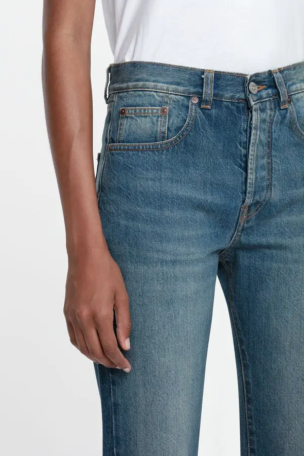 Victoria Beckham Relaxed Fit Cropped Jeans - Mid Blue