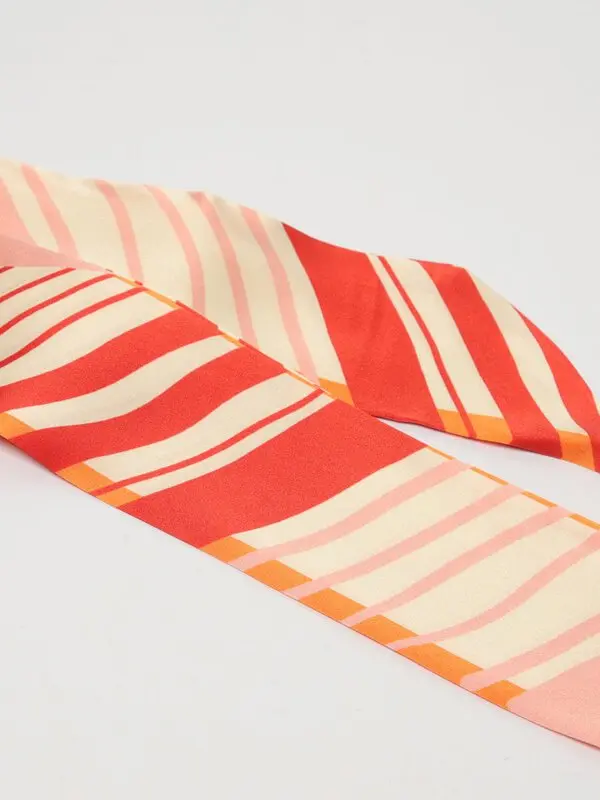 Raquel Diniz Scarf