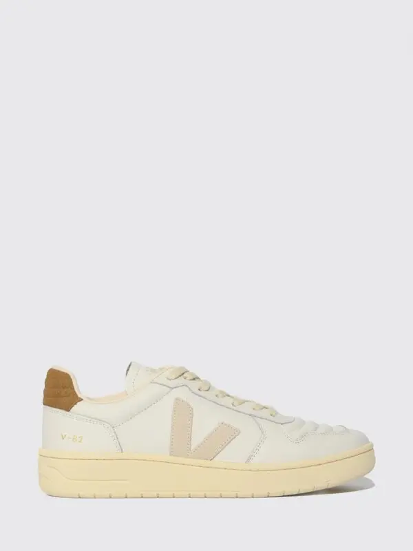 VEJA Sneakers - White