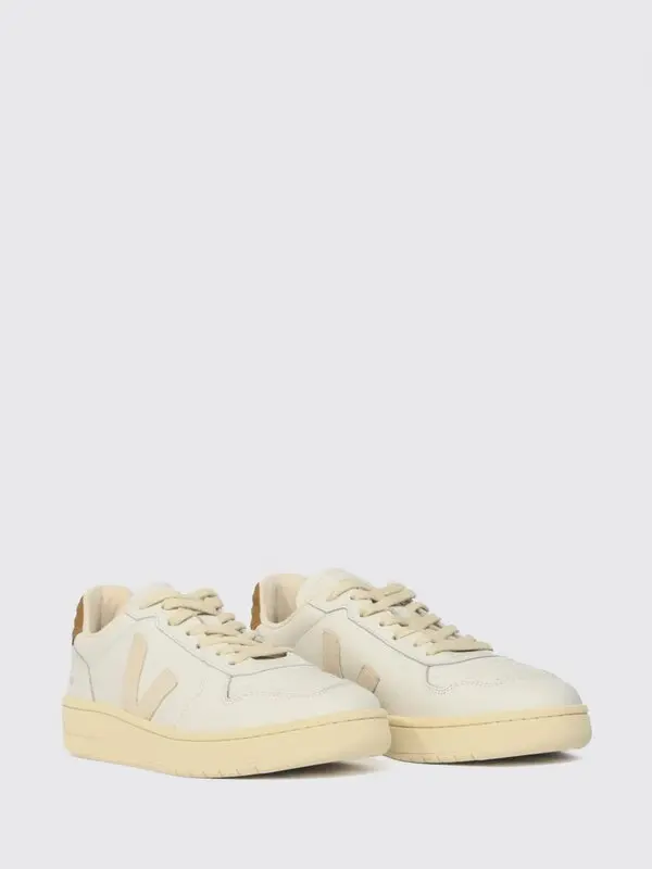 VEJA Sneakers