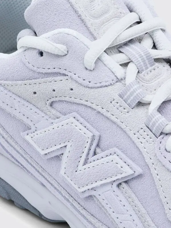 NEW BALANCE 204l Lowtop Trainers - Silver