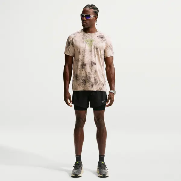 Nike Stride Dri-fit Adv Short-sleeve Running Top - Brown
