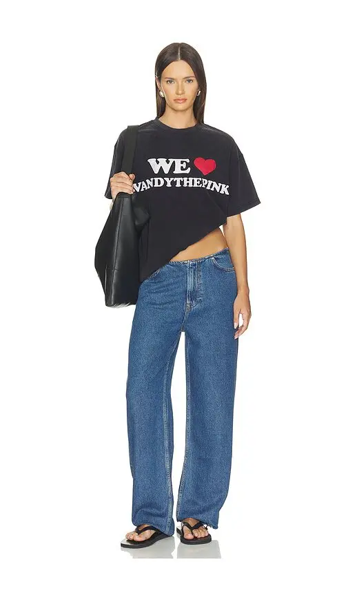 VANDYTHEPINK We Love Vtp" Graphic T-shirt