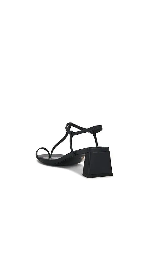Raye Noa Sandal