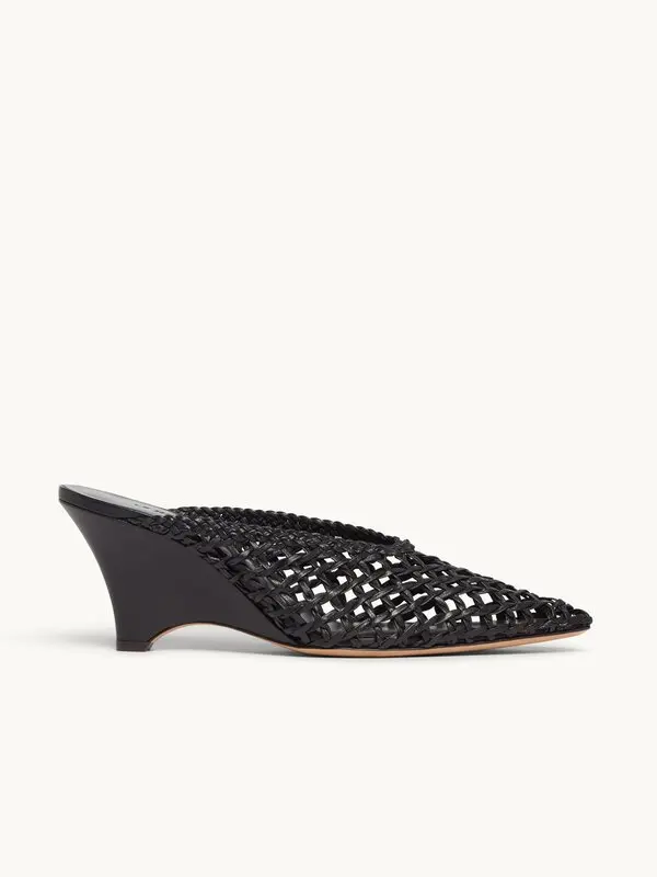 Le Monde Beryl Victoria Knotted Mule - Black