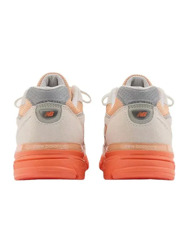 NEW BALANCE 990v4 Lace-up Sneakers