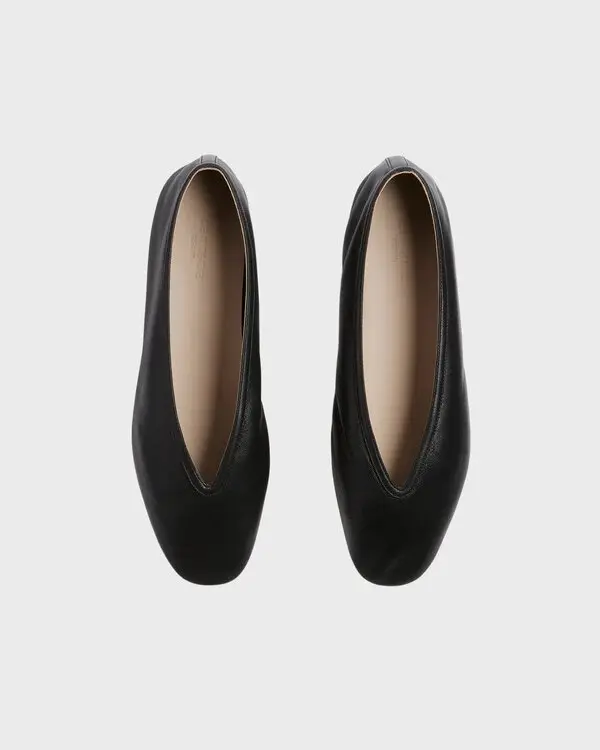Le Monde Beryl Ballet Luna Slipper