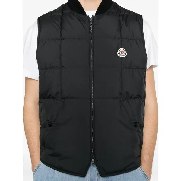 Moncler Padded Zip-up Gilet With Logo Patch