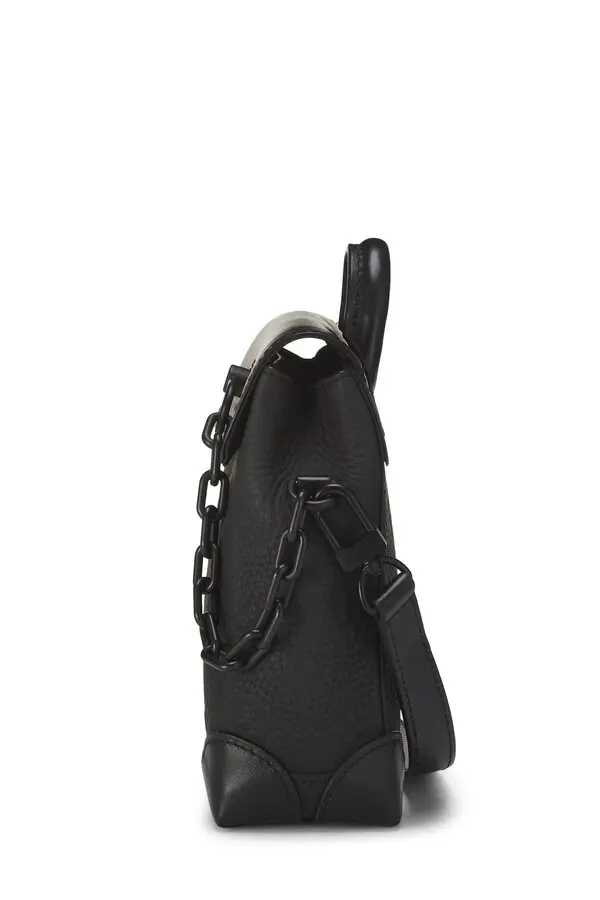 LOUIS VUITTON Taurillon Steamer
