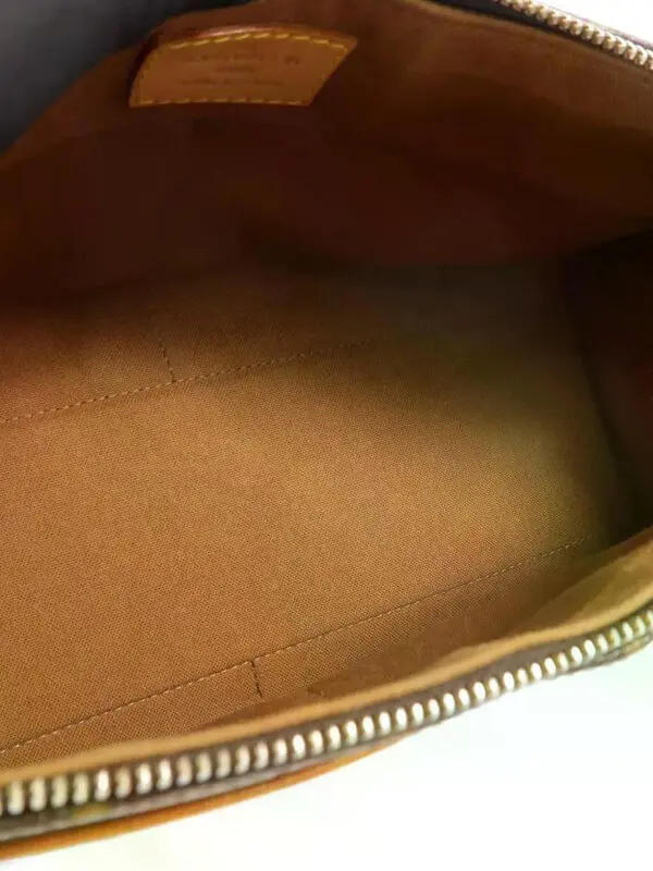 LOUIS VUITTON Popincourt Long Shoulder Bag