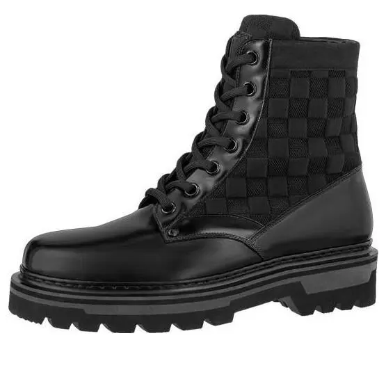 LOUIS VUITTON Flat Ranger Ankle Boots With Plaid - Black