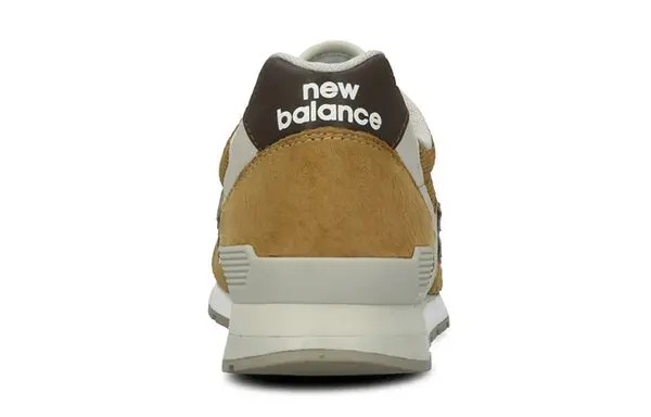 NEW BALANCE 996 Series V2 Low-top Sneakers - Brown