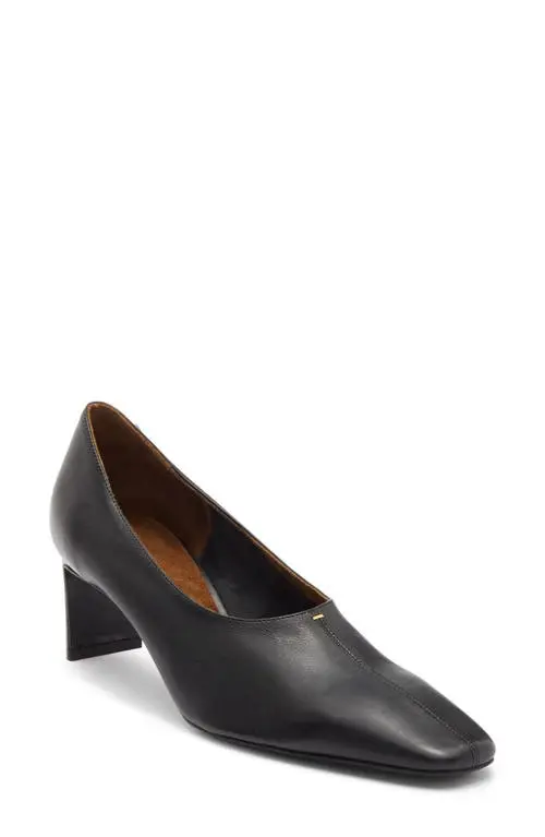 Khaite Cecilia Pump
