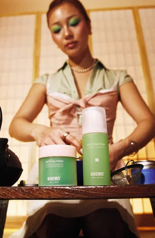 KNEMO Matcha Pdrn Bubble Serum