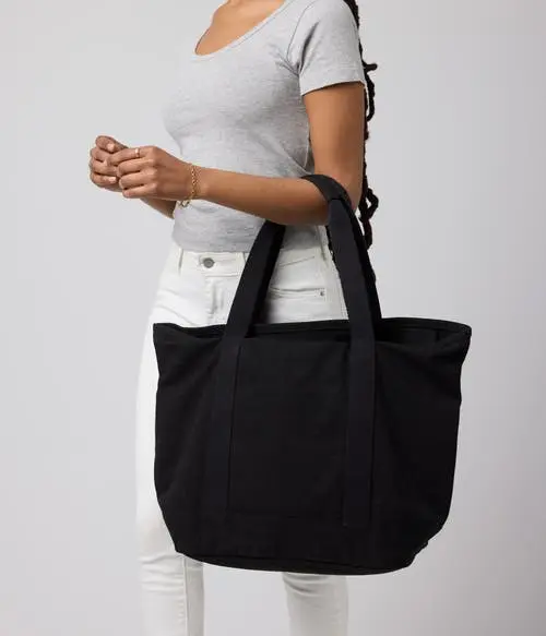 KNOWN SUPPLY Weekend Tote - Black