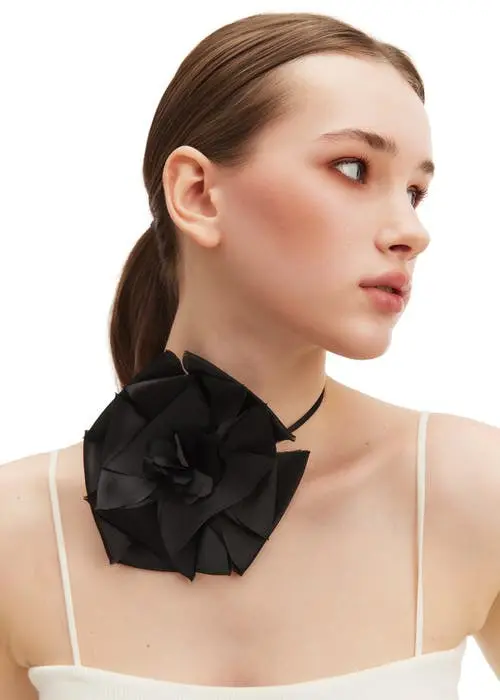 OLAH Silk Flower Pin - Pink