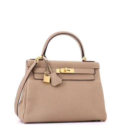 Hermès Kelly Handbag Light Clemence With Gold Hardware 28 - White
