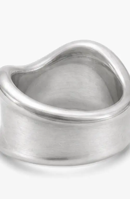 YOJ Molten Curve Ring
