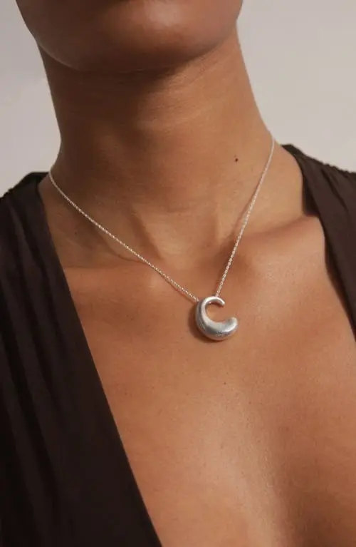 YOJ Astra Liquid Necklace