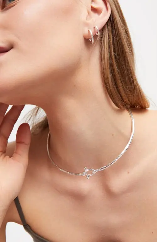 UNODE50 Sterling Silver Plated Rigid Necklace With White Topaz Clasp