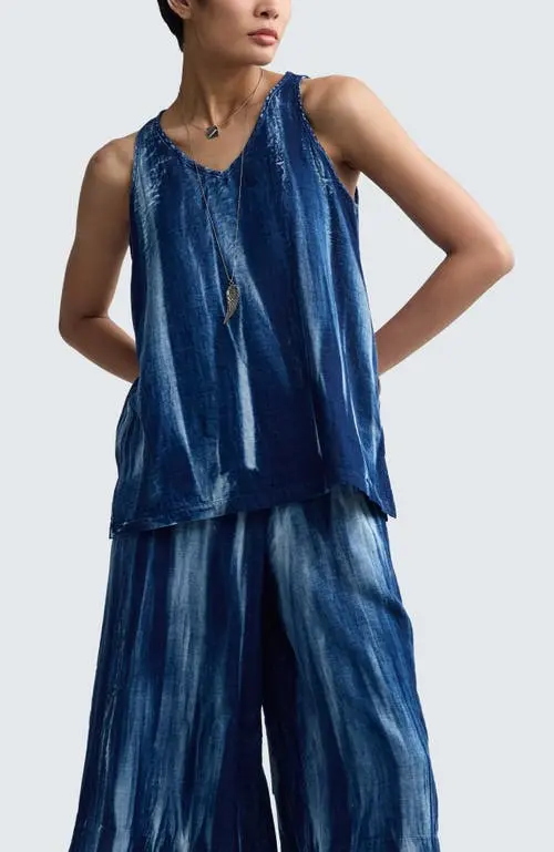 LUUKAA Harper Batik-effect Muslin Top
