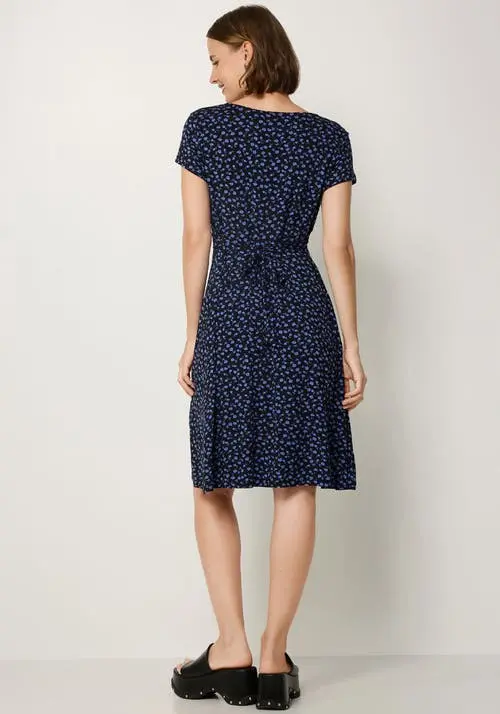 LASCANA Short Sleeve Printed V-neck Dress